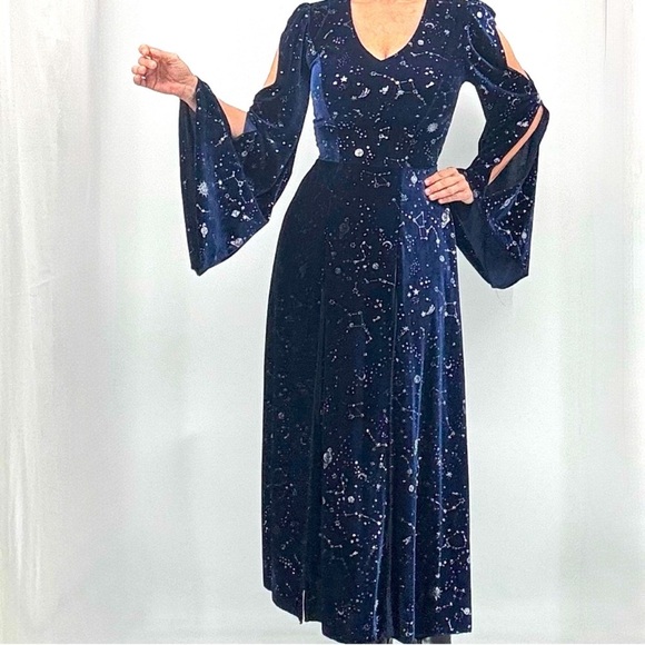 Spirit | Dresses | Spirit Halloween Coven Witch Celestial ...